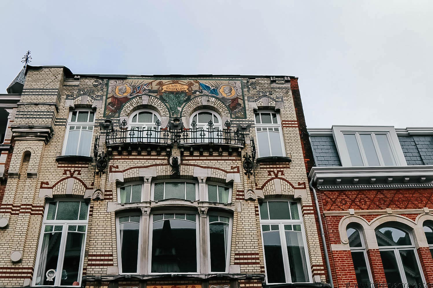 Exploring Cogels Osylei in Zurenborg, Antwerp - Amy Morgan & Co