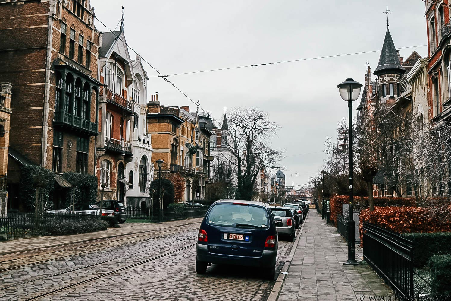 Exploring Cogels Osylei in Zurenborg, Antwerp - Amy Morgan & Co