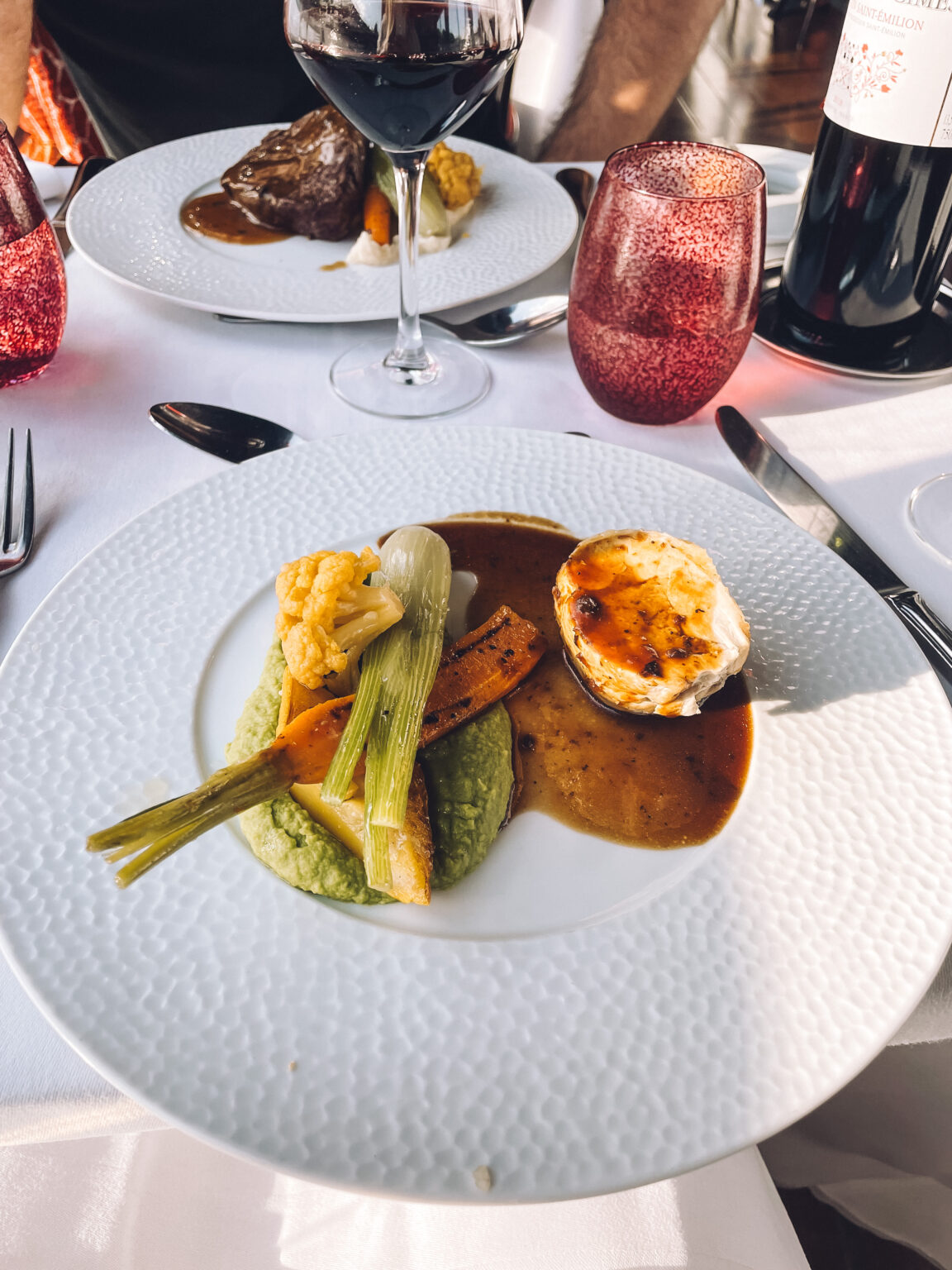 Is Maxims Sur Seine The Best Dinner Cruise In Paris? - Amy Morgan & Co